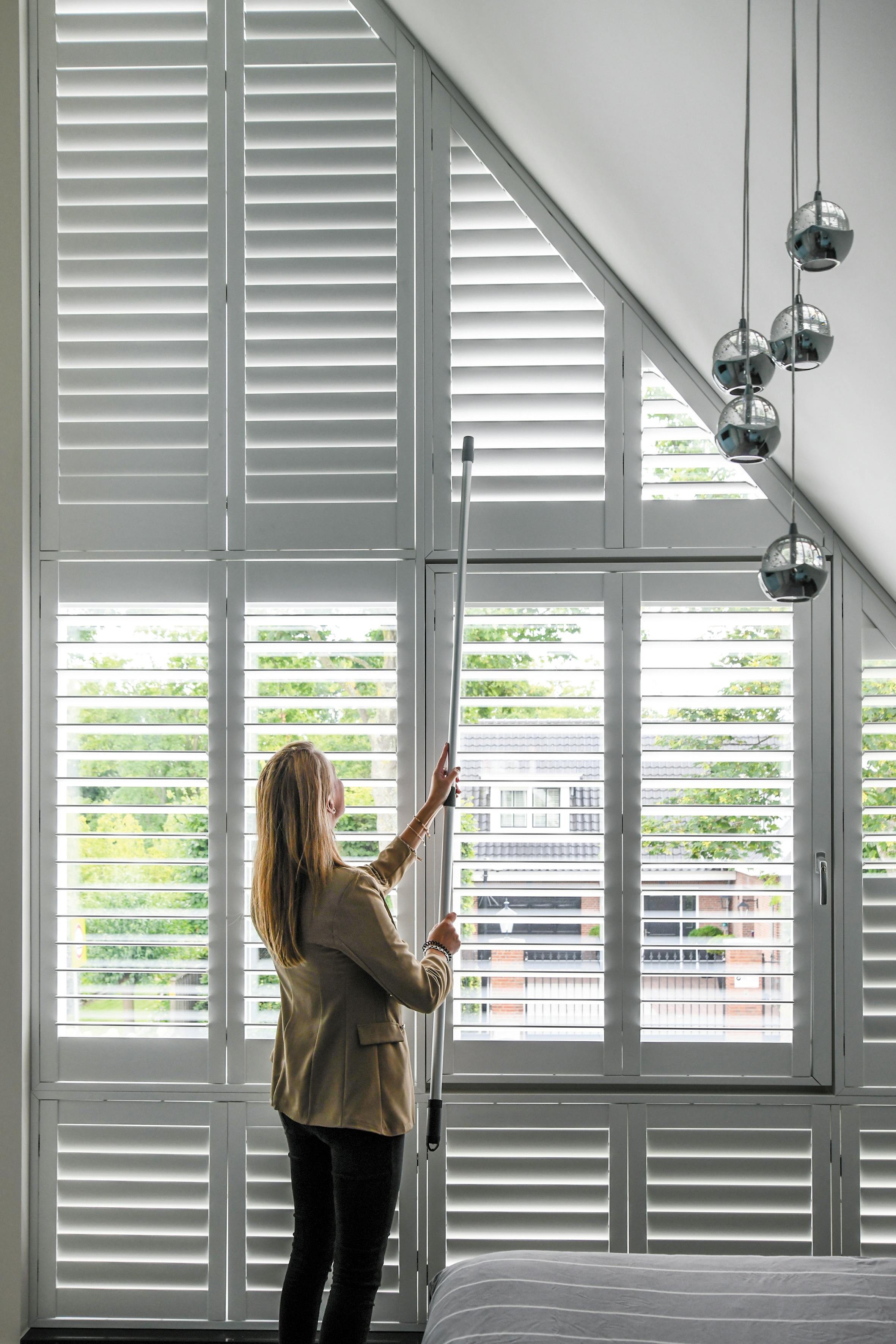 Shutters voor speciale ramen - Schuine ramen | INHUIS Plaza