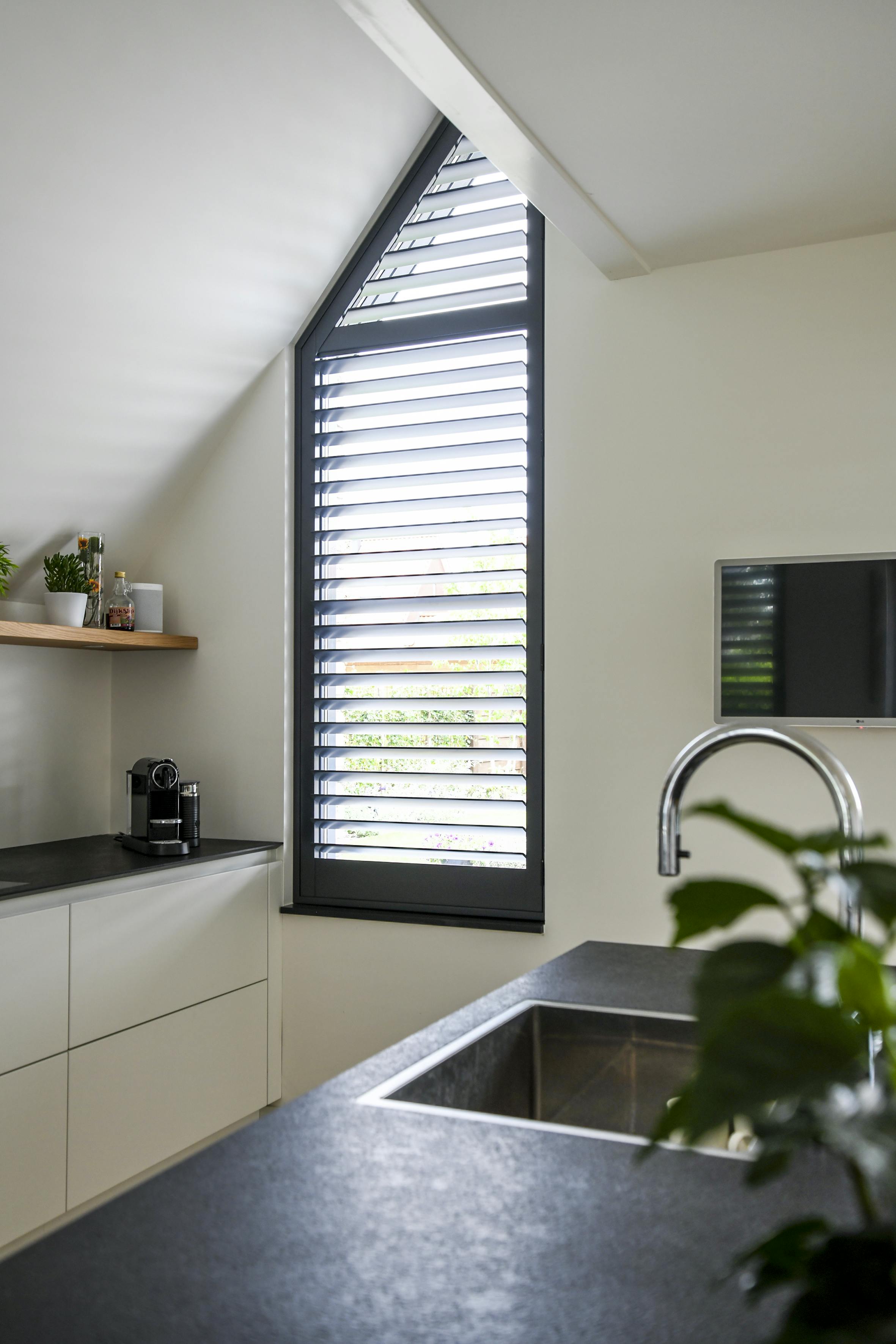 Shutters voor speciale ramen - Schuine ramen