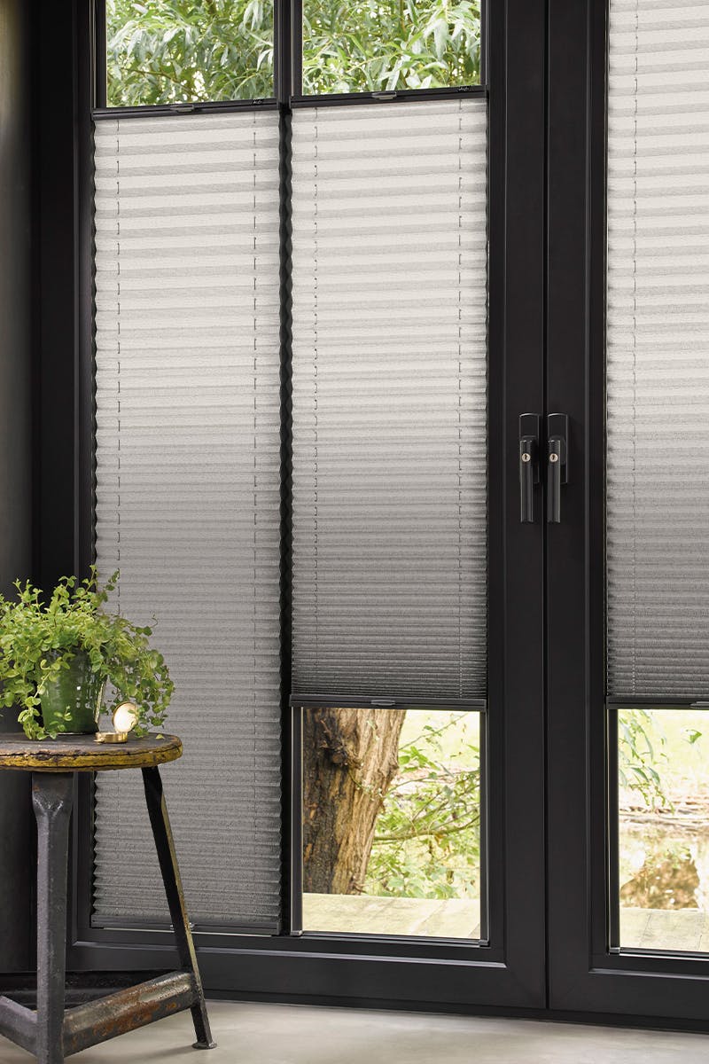 Luxaflex® Plissé Shades op maat? inhuisplaza.nl